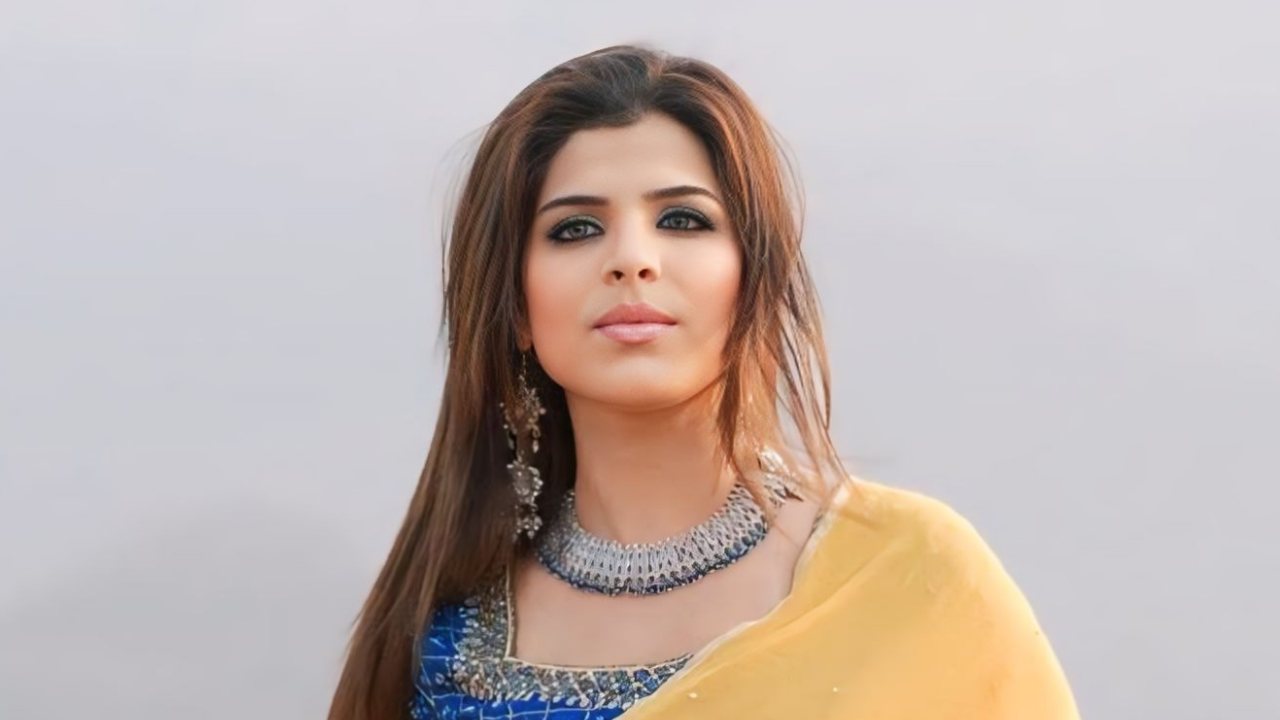 Laila Khan case: Mumbai Court sentences step-father to death for murder ...