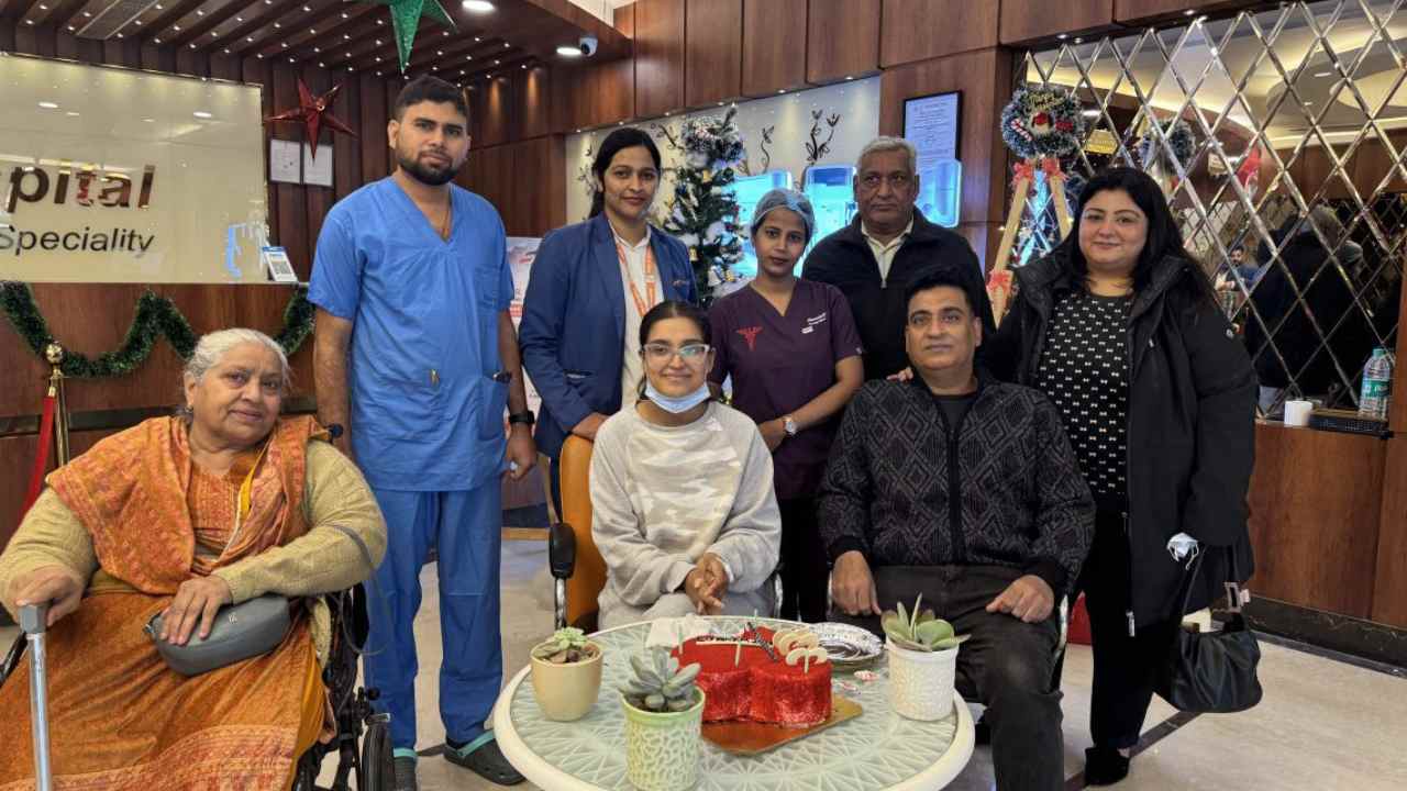 Father Donates Kidney, Gives 21-Year-Old Influencer Daughter a Second ...